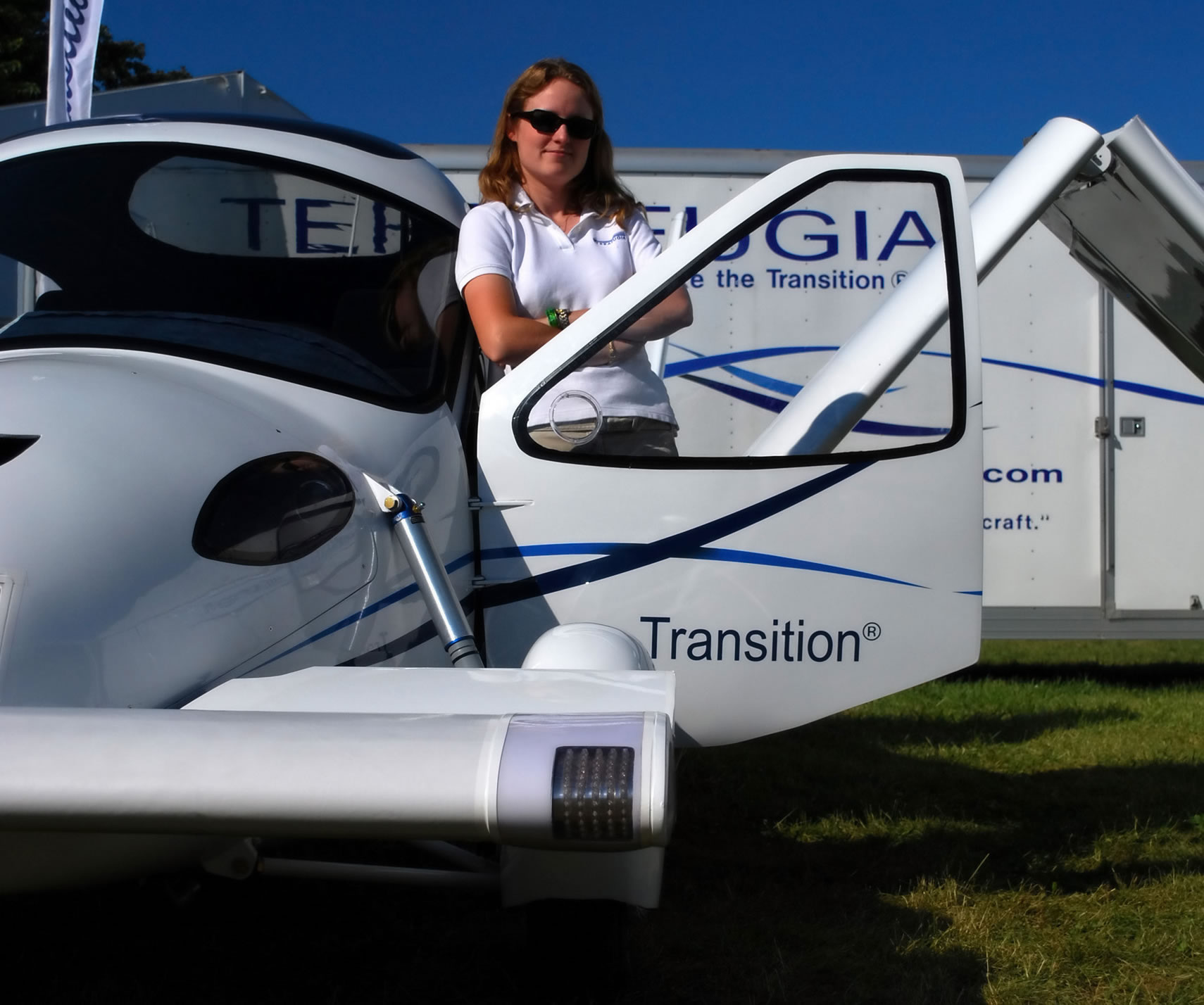 First Flying Car: The Transition by Terrafugia sets world record (Video)